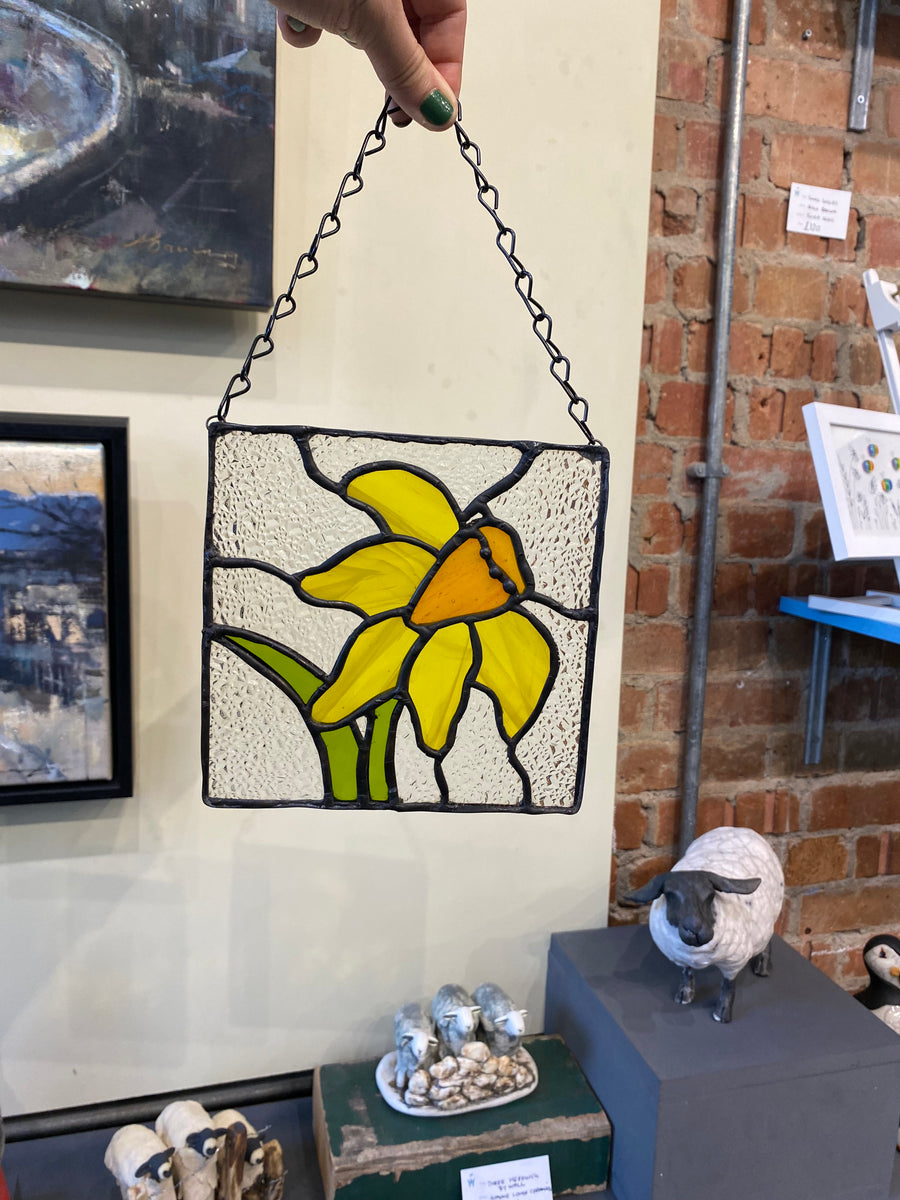 Daffodil Hanging Stained Glass for sale on behalf of Sian Bailey ...